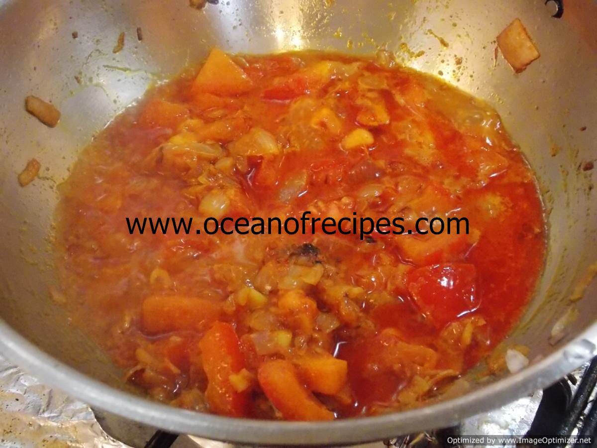 Gongura royyalu (gongura prawns curry)